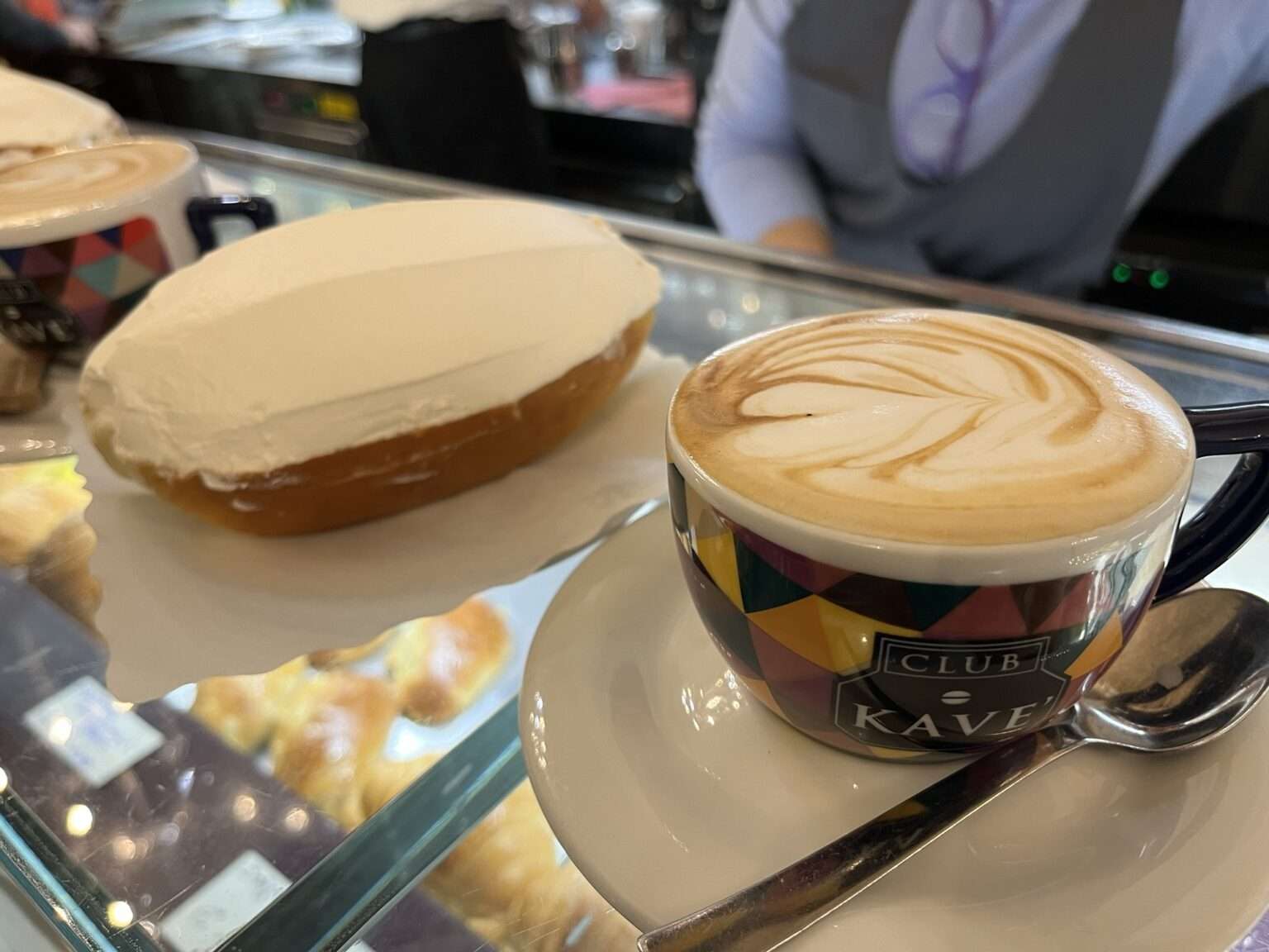 Must-Eat Maritozzo in Rome: A Visit Report to Regoli Pasticceria