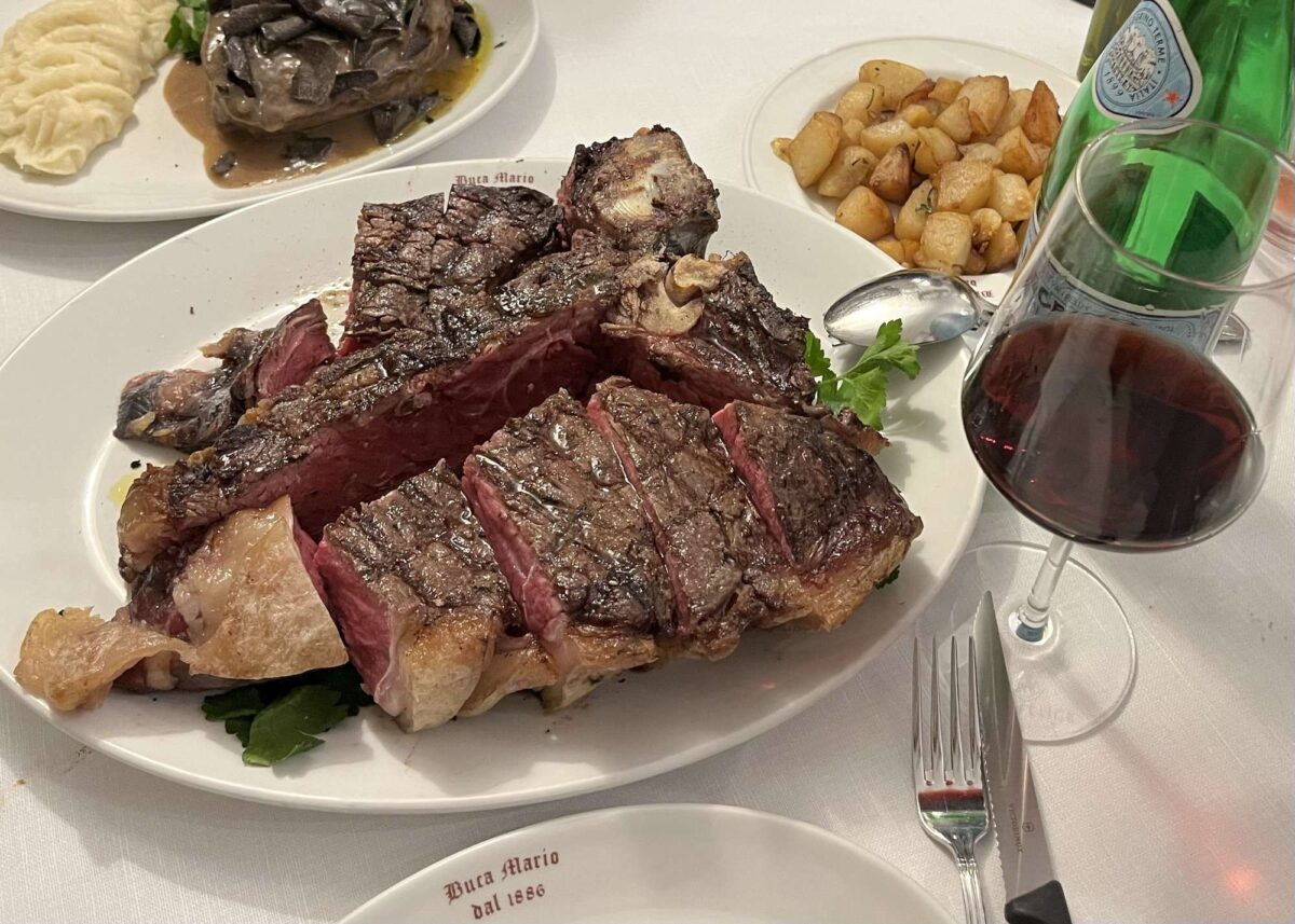 Ultimate Guide to Bistecca alla Fiorentina: How to Order, Eat, and ...